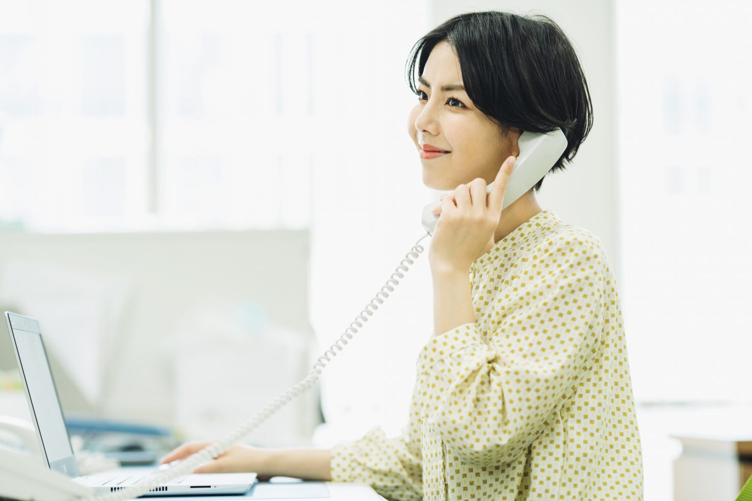 「050」電話番号とは？IP電話の基礎知識や導入メリット、PBXを深く知る | 法人向けサポートサイト【ビジ助channel】